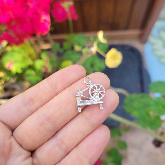 Jewelry | Vintage Antique Solid 925 Sterling Silver Spinning Wheel ...